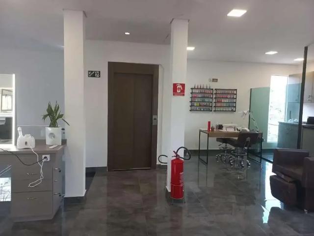 Casa / Sobrado para Venda em São Paulo/SP Pacaembu 4 Quartos