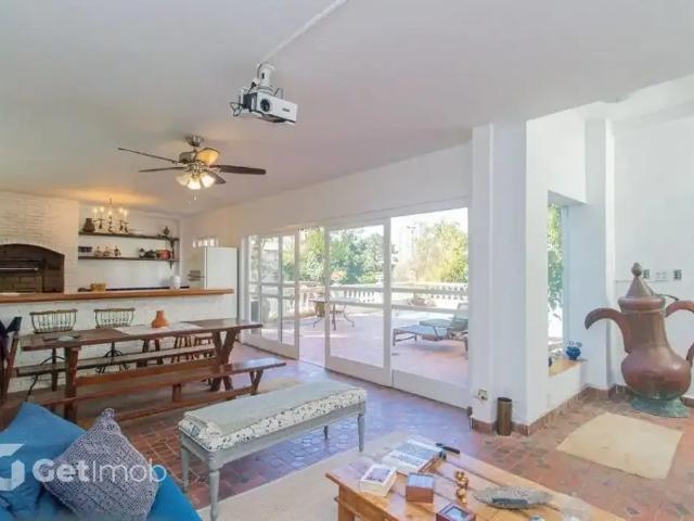 Casa / Sobrado para Venda em São Paulo/SP Pacaembu 4 Quartos