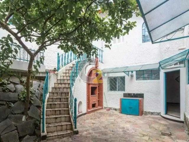 Casa / Sobrado para Venda em São Paulo/SP Pacaembu 4 Quartos