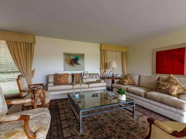 Casa / Sobrado para Venda em São Paulo/SP Pacaembu 4 Quartos