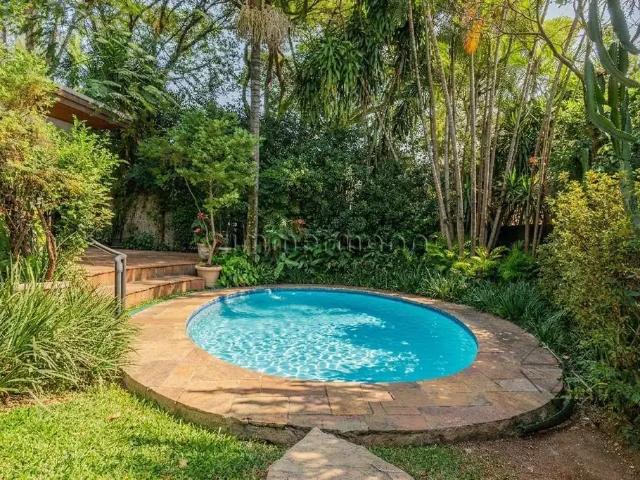 Casa / Sobrado para Venda em São Paulo/SP Pacaembu 4 Quartos