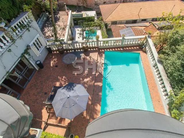Casa / Sobrado para Venda em São Paulo/SP Pacaembu 4 Quartos