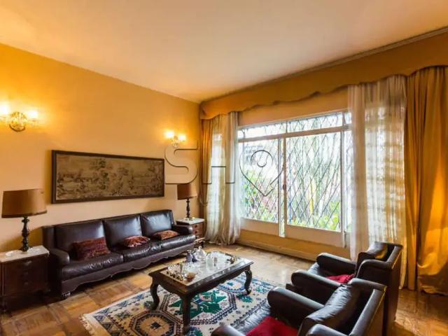 Casa / Sobrado para Venda em São Paulo/SP Pacaembu 4 Quartos