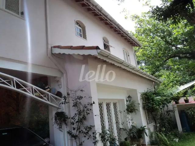 Casa / Sobrado para Venda em São Paulo/SP Pacaembu 4 Quartos
