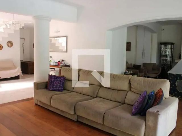 Casa / Sobrado para Venda em São Paulo/SP Pacaembu 4 Quartos