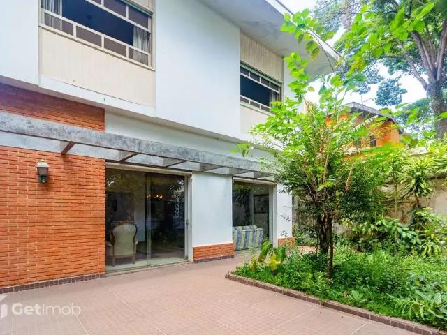 Casa / Sobrado para Venda em São Paulo/SP Pacaembu 4 Quartos