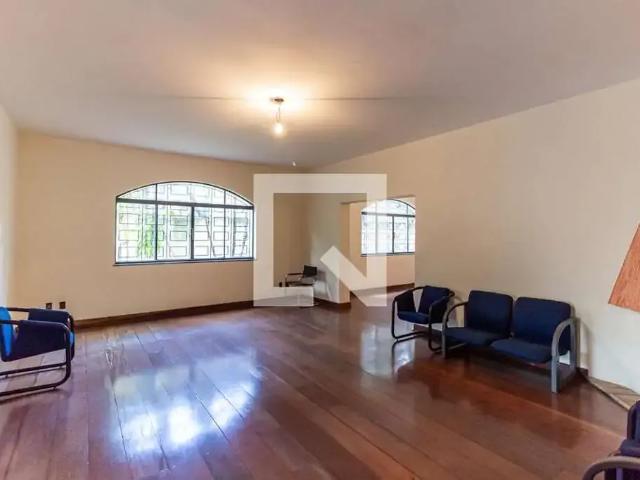 Casa / Sobrado para Venda em São Paulo/SP Pacaembu 4 Quartos
