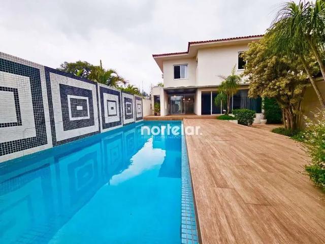 Casa / Sobrado para Venda em São Paulo/SP Pacaembu 4 Quartos