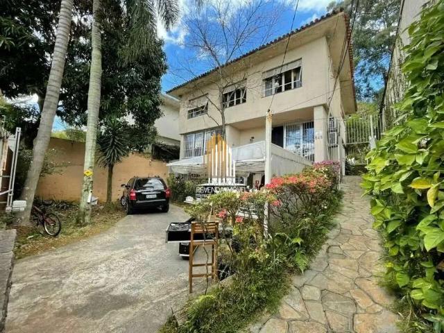 Casa / Sobrado para Venda em São Paulo/SP Pacaembu 4 Quartos