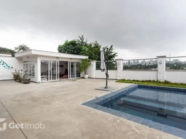Casa / Sobrado para Venda em São Paulo/SP Pacaembu 4 Quartos