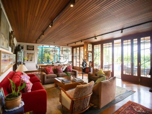 Casa / Sobrado para Venda em São Paulo/SP Pacaembu 4 Quartos