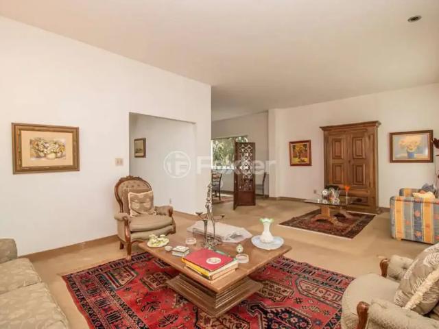 Casa / Sobrado para Venda em São Paulo/SP Pacaembu 4 Quartos