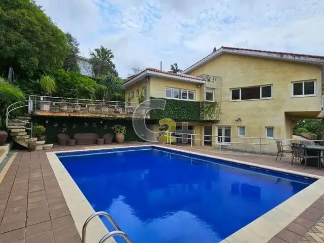Casa / Sobrado para Venda em São Paulo/SP Pacaembu 4 Quartos