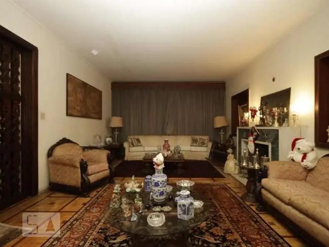 Casa / Sobrado para Venda em São Paulo/SP Pacaembu 4 Quartos