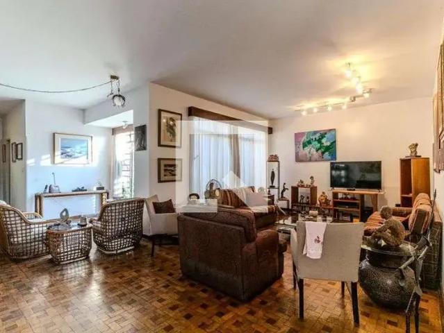 Casa / Sobrado para Venda em São Paulo/SP Pacaembu 4 Quartos