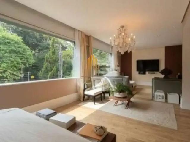 Casa / Sobrado para Venda em São Paulo/SP Pacaembu 4 Quartos