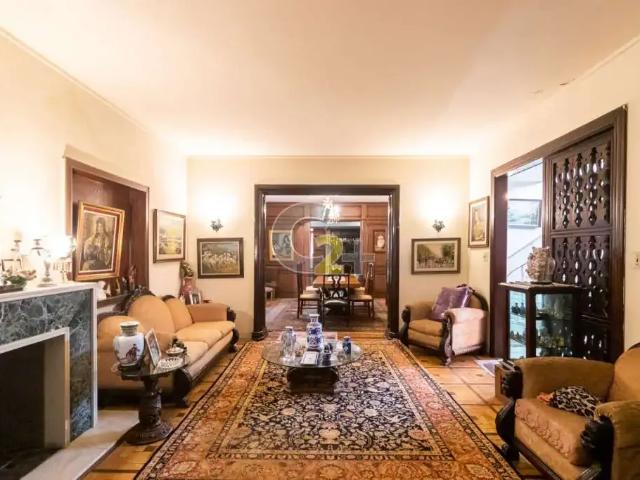 Casa / Sobrado para Venda em São Paulo/SP Pacaembu 4 Quartos