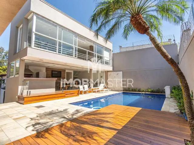Casa / Sobrado para Venda em São Paulo/SP Pacaembu 5 Quartos