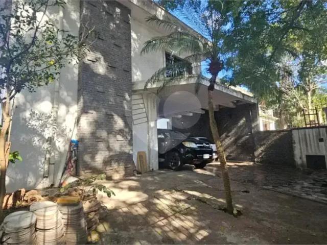 Casa / Sobrado para Venda em São Paulo/SP Pacaembu 5 Quartos
