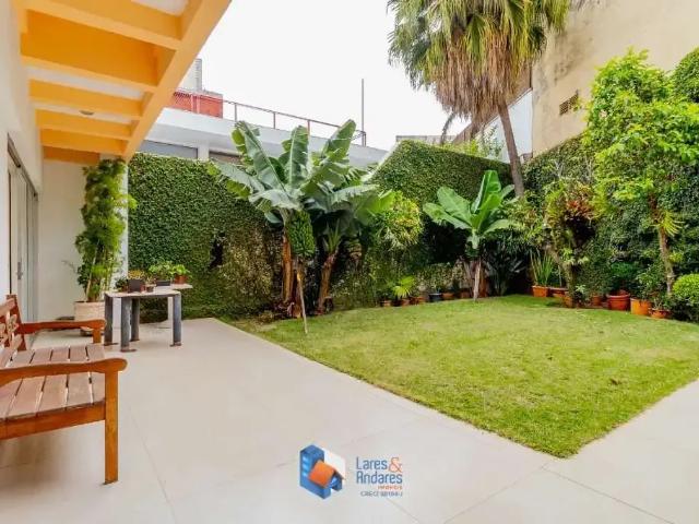 Casa / Sobrado para Venda em São Paulo/SP Pacaembu 5 Quartos