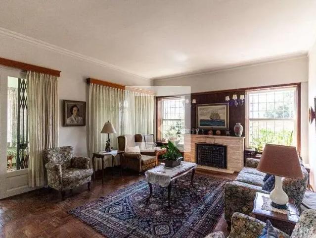 Casa / Sobrado para Venda em São Paulo/SP Pacaembu 6 Quartos