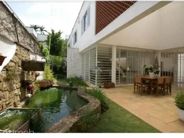 Casa / Sobrado para Venda em São Paulo/SP Pacaembu 6 Quartos