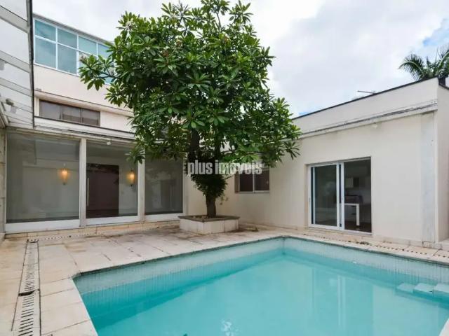 Casa / Sobrado para Venda em São Paulo/SP Pacaembu 3 Quartos