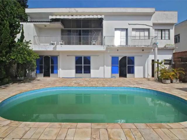 Casa / Sobrado para Venda em São Paulo/SP Pacaembu 3 Quartos