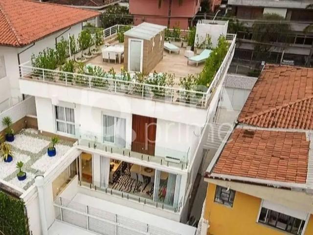 Casa / Sobrado para Venda em São Paulo/SP Pacaembu 3 Quartos