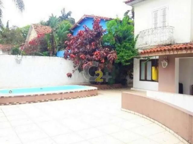 Casa / Sobrado para Venda em São Paulo/SP Pacaembu 3 Quartos