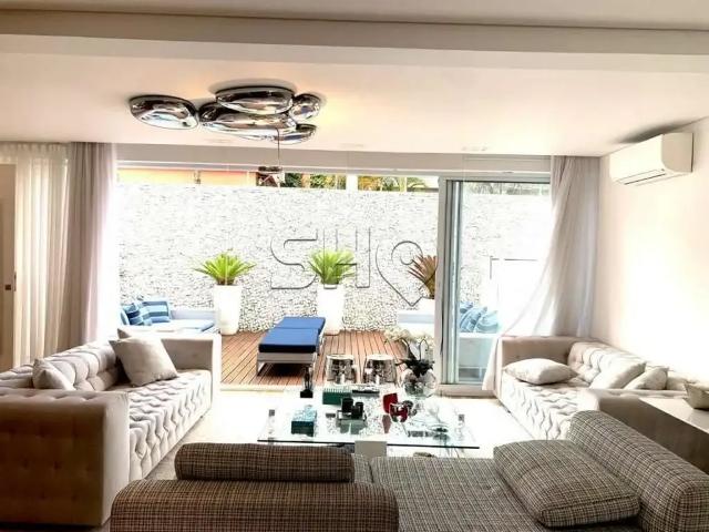 Casa / Sobrado para Venda em São Paulo/SP Pacaembu 3 Quartos