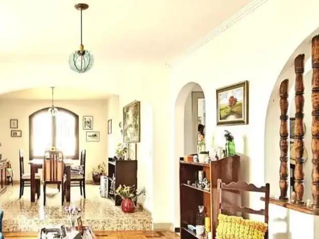 Casa / Sobrado para Venda em São Paulo/SP Pacaembu 3 Quartos