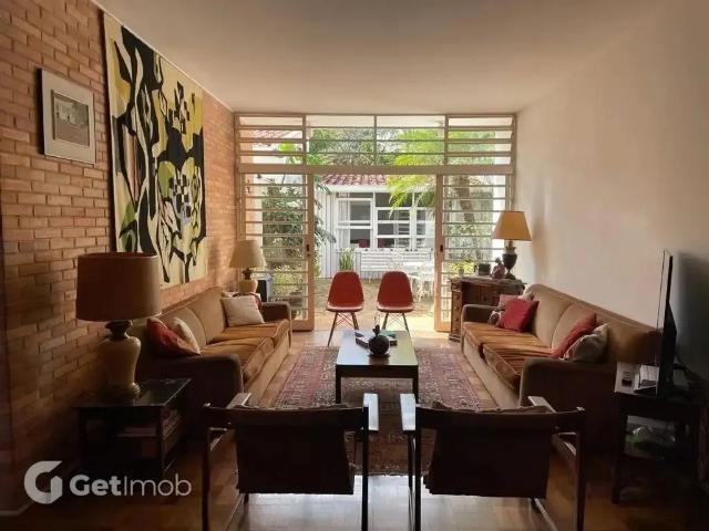 Casa / Sobrado para Venda em São Paulo/SP Pacaembu 3 Quartos