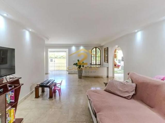 Casa / Sobrado para Venda em São Paulo/SP Pacaembu 3 Quartos