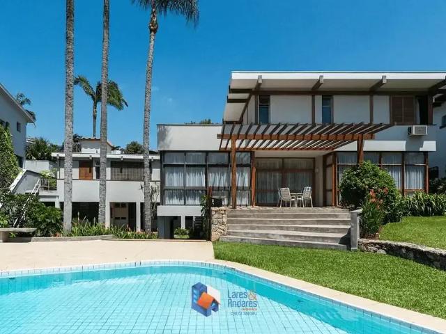 Casa / Sobrado para Venda em São Paulo/SP Pacaembu 3 Quartos
