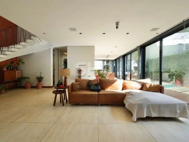 Casa / Sobrado para Venda em São Paulo/SP Pacaembu 3 Quartos