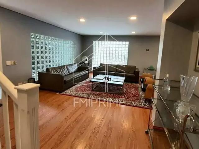 Casa / Sobrado para Venda em São Paulo/SP Pacaembu 3 Quartos