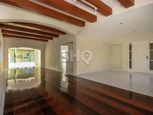 Casa / Sobrado para Venda em São Paulo/SP Pacaembu 3 Quartos