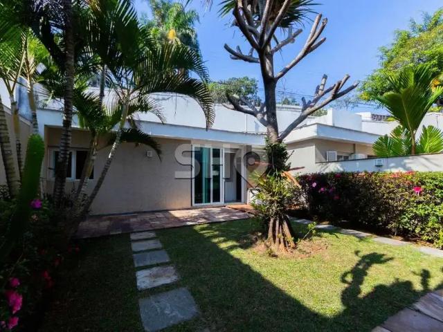 Casa / Sobrado para Venda em São Paulo/SP Pacaembu 3 Quartos