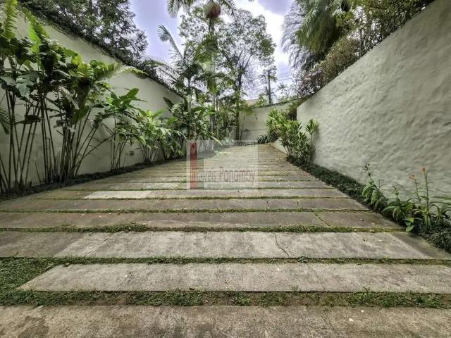 Casa / Sobrado para Venda em São Paulo/SP Paineiras do Morumbi 5 Quartos