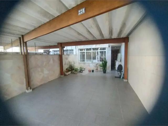 Casa / Sobrado para Venda em São Paulo/SP Parada Inglesa 4 Quartos