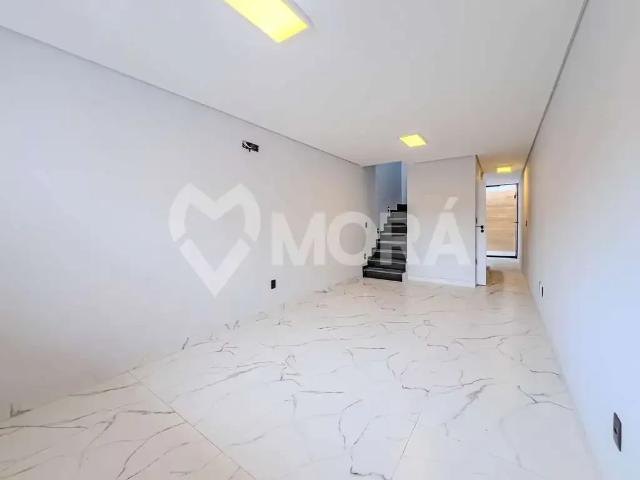 Casa / Sobrado para Venda em São Paulo/SP Parada Inglesa 3 Quartos