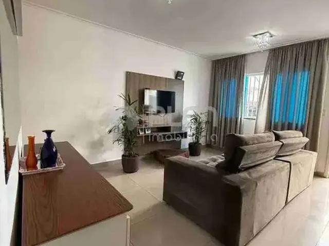 Casa / Sobrado para Venda em São Paulo/SP Parada Inglesa 3 Quartos