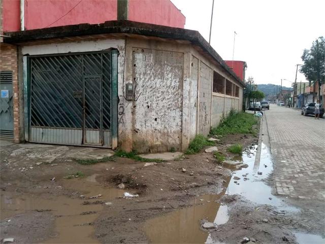 Casa / Sobrado para Venda em São Paulo/SP Parelheiros 1 Quartos
