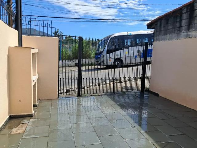 Casa / Sobrado para Venda em São Paulo/SP Parque Casa de Pedra 2 Quartos