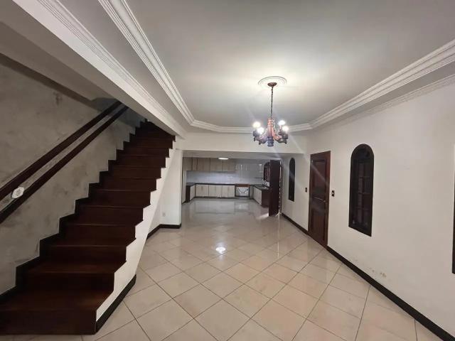 Casa / Sobrado para Venda em São Paulo/SP Parque Arariba 3 Quartos