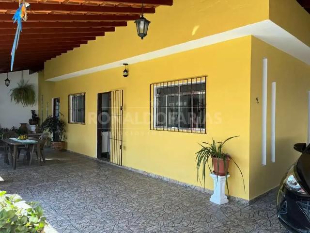 Casa / Sobrado para Venda em São Paulo/SP Parque Brasil 4 Quartos