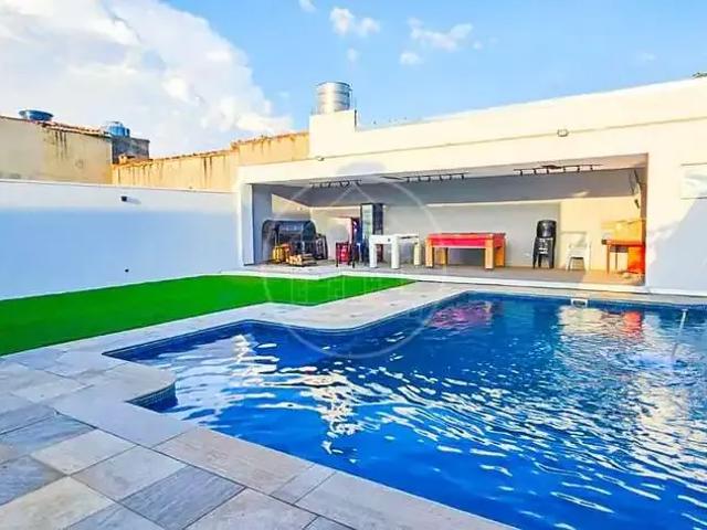 Casa / Sobrado para Venda em São Paulo/SP Parque do Terceiro Lago 4 Quartos