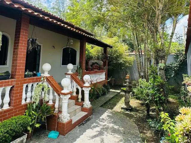 Casa / Sobrado para Venda em São Paulo/SP Parque do Terceiro Lago 4 Quartos