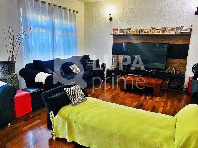 Casa / Sobrado para Venda em São Paulo/SP Parque Novo Mundo 4 Quartos